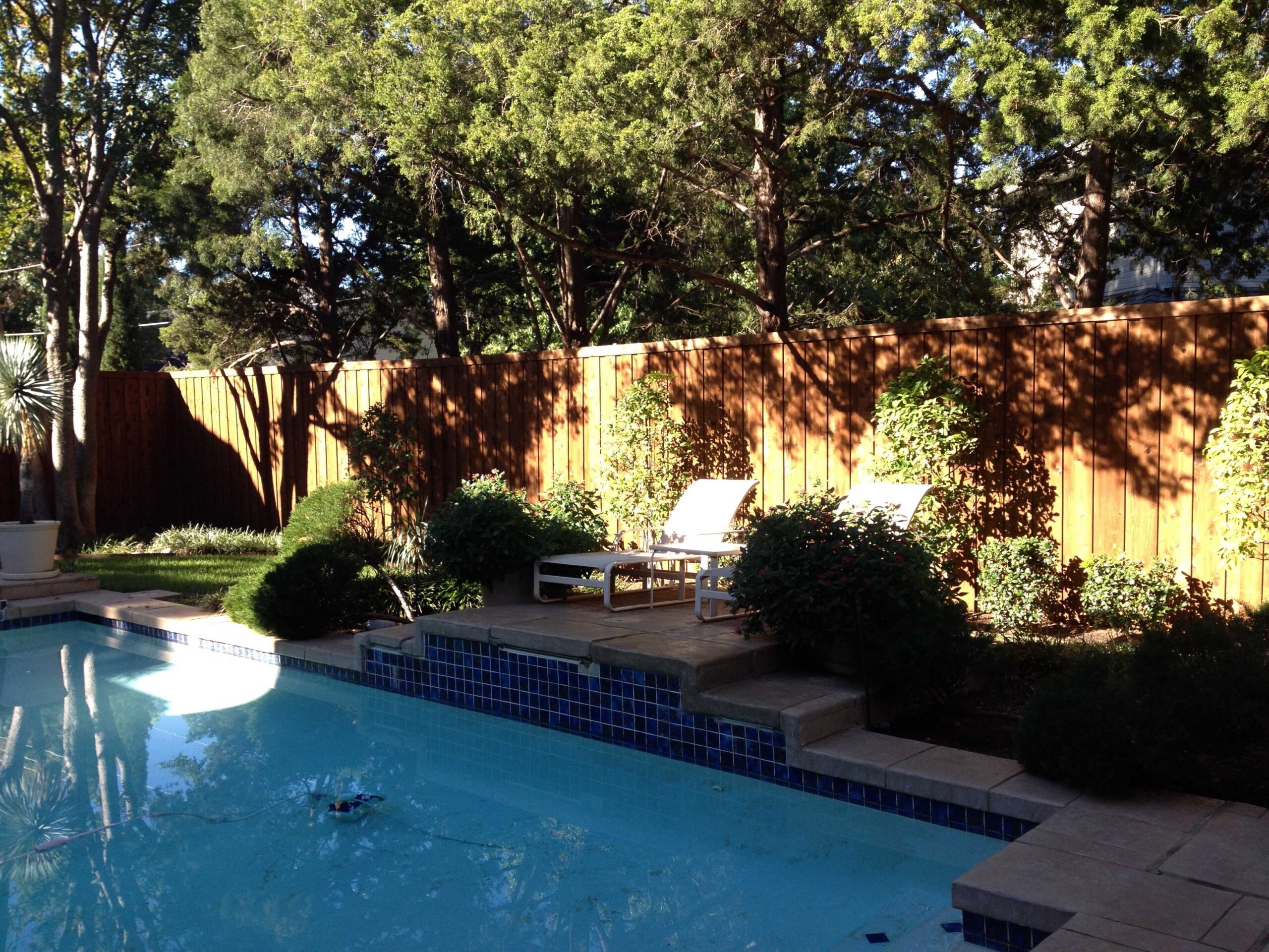 Before & After: This Overcrowded, Outdated Backyard Gets a Classic ...