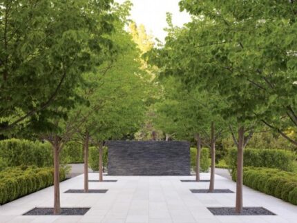 Sculptural Elements in Landscape and Garden Design - Matthew Murrey Design